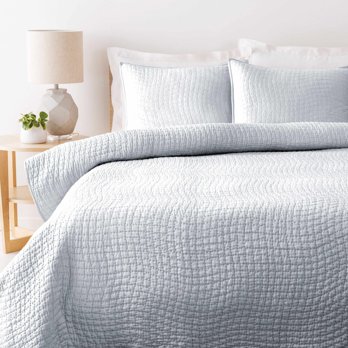 Miholjac Medium Gray Bedding – Sage & Sill