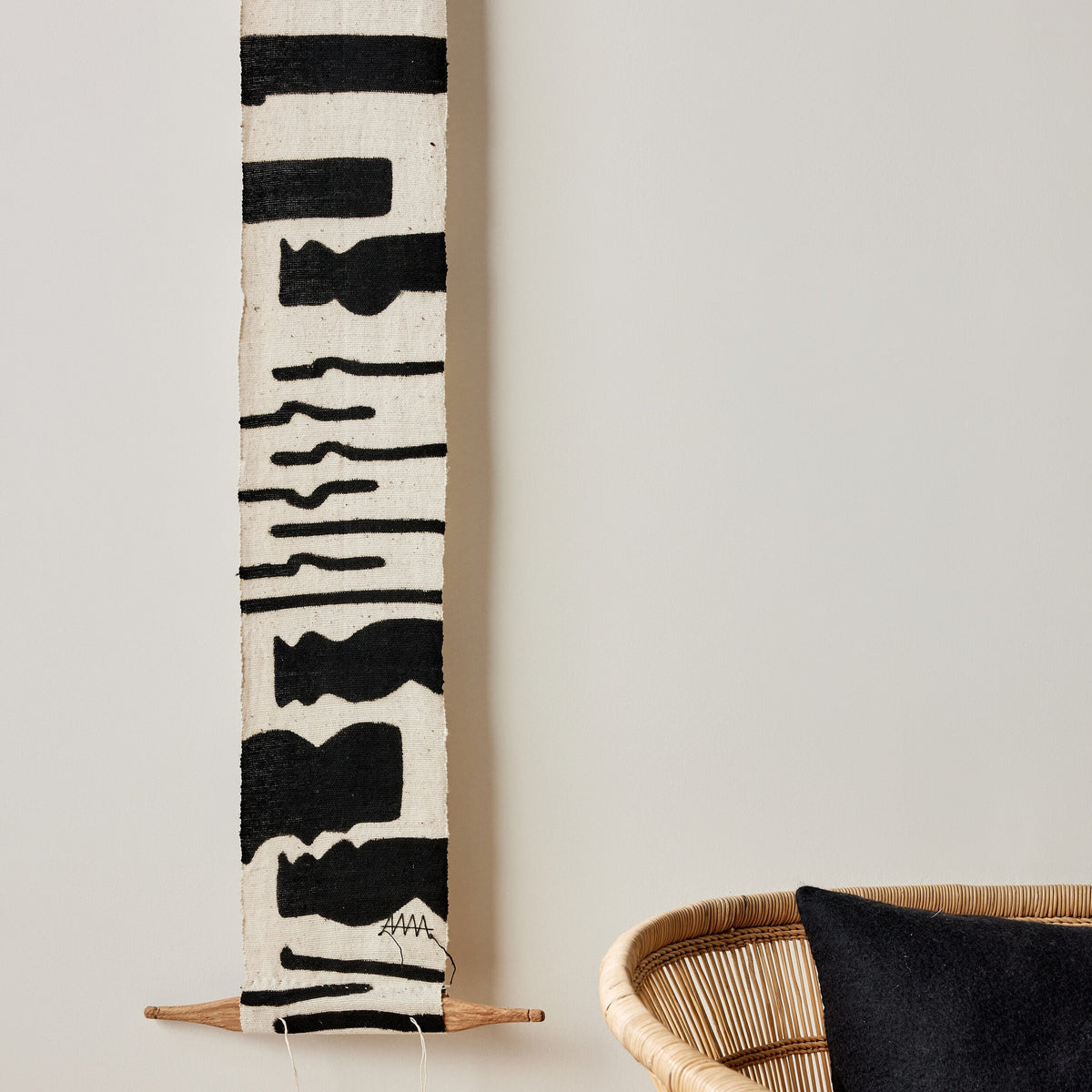 Vibrations Bogolan Wall Totem in White with Black Vibes – Sage & Sill