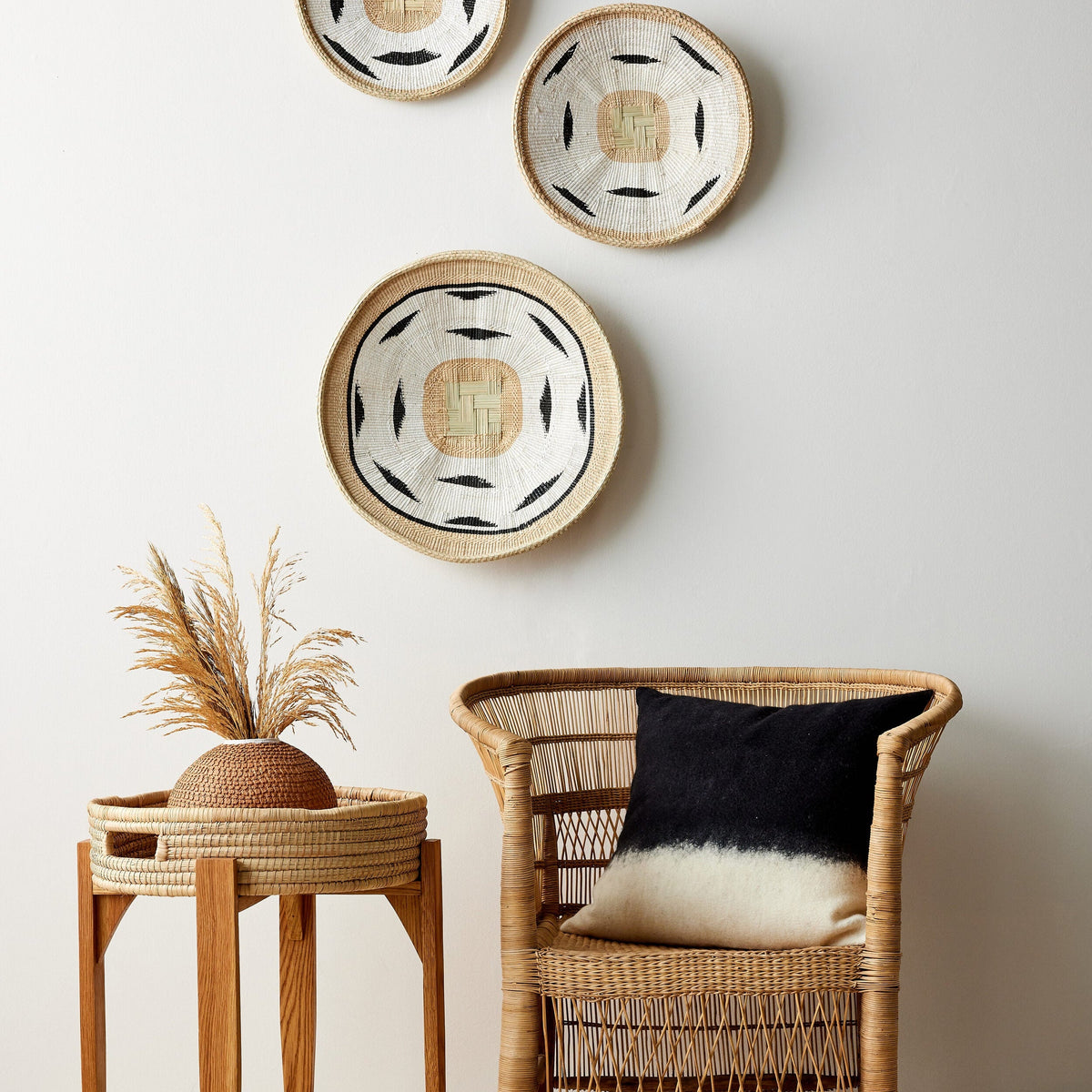 Nolyia White Flat Basket – Sage & Sill