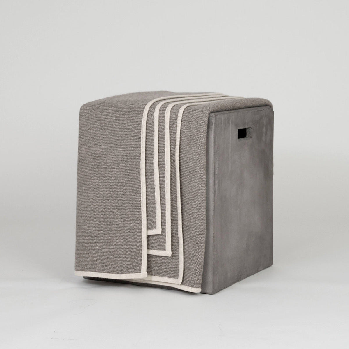 Platinum and White Purl Knit Yak Down Throw – Sage & Sill