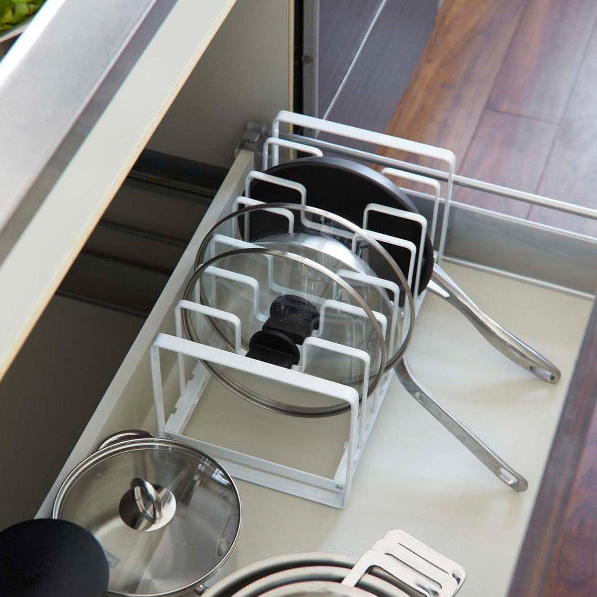 Adjustable Pot Lid and Frying Pan Organizer - Steel – Sage & Sill